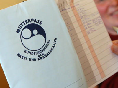 Mutterpass: Erklärung der Abkürzungen | RTL.de