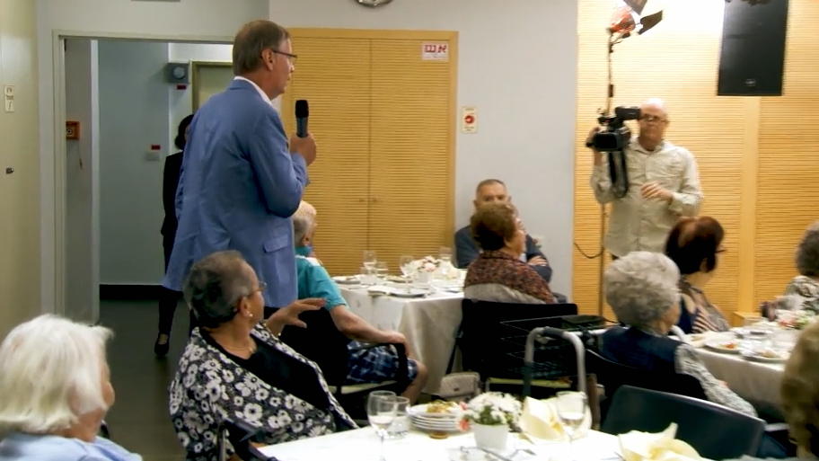 RTL-Reporterin Raschel Blufarb war dabei: Günter Jauch besucht treue ...