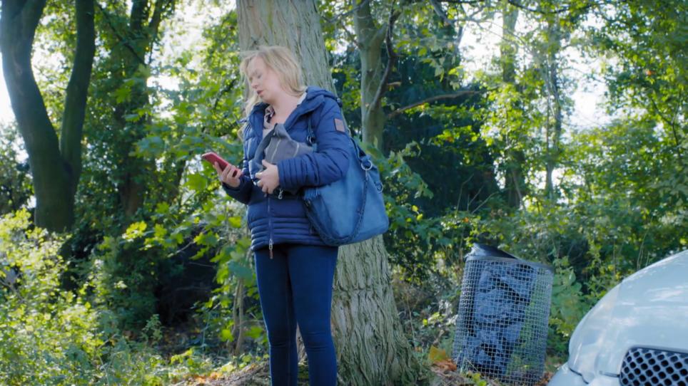 Geldübergabe: Kathi bangt um das Leben ihrer Tochter | RTL.de Geldübergabe: Kathi bangt um das Leben ihrer Tochter | RTL.de