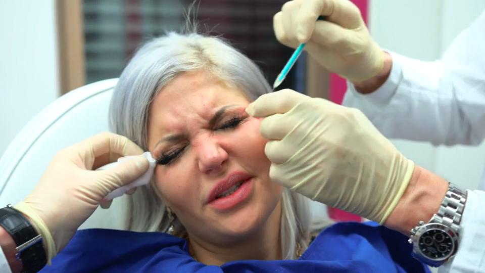 Beim Beauty-Doc: Mami-Makeover für Sophia Vegas | RTL News