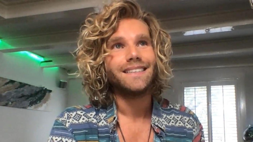 Kotz-Emojis & Co.: "Feuerherz"-Star Matt Stoffers: So lief sein Outing ...