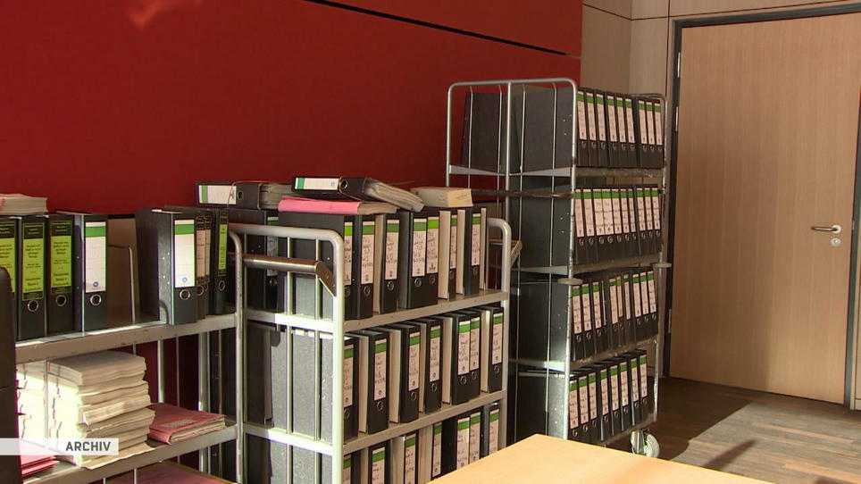 Akten bald digital: Digitalisierung bei Polizei und Justiz | RTL.de