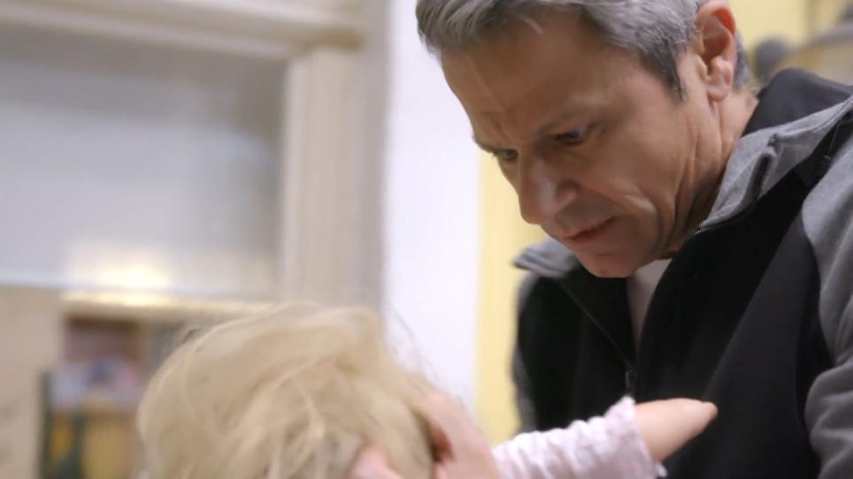 Die „Unter uns“-Wochenvorschau (Teil 3): Benedikt und die Horror-Puppe | RTL.de