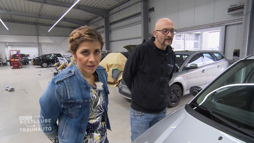 Letztes Problem: Die Haube muss bearbeitet werden | RTL.de