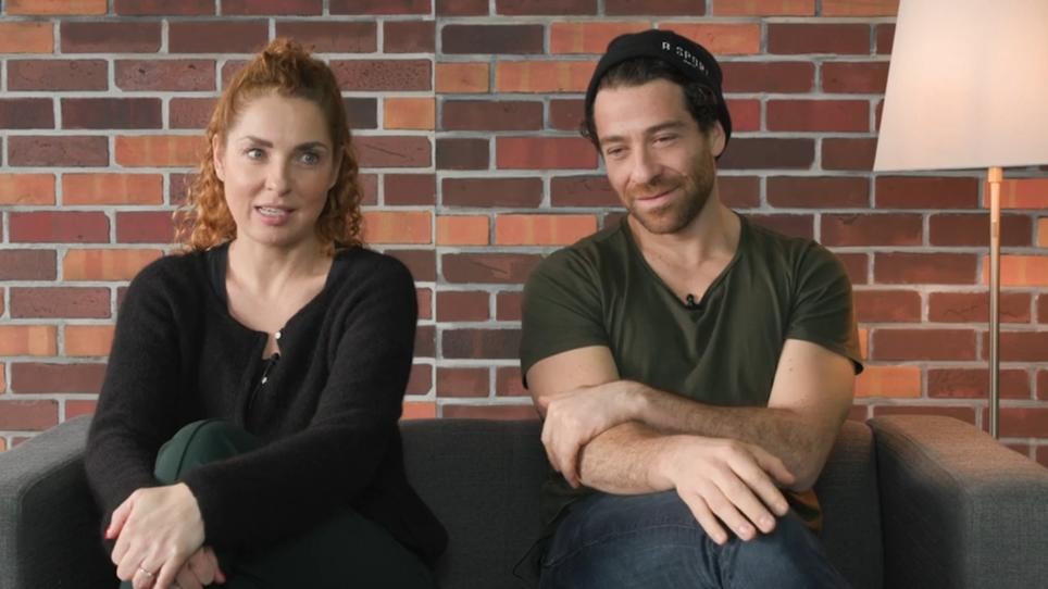 GZSZ-Stars über Gefühlschaos ihrer Rollen: Maria Wedig: "Er macht etwas mit ihr!" | RTL.de