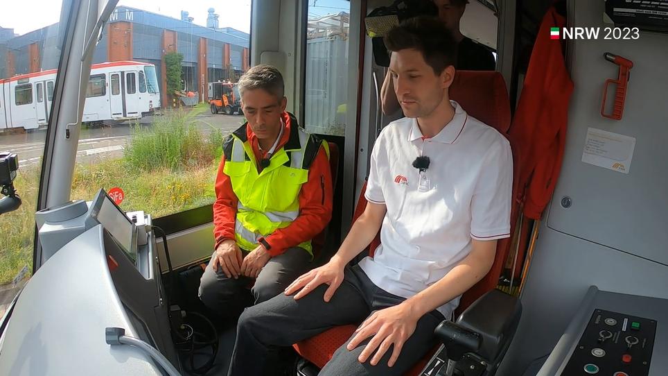 Schmidt macht mit: Der RTL WEST Jahresrückblick | RTL.de