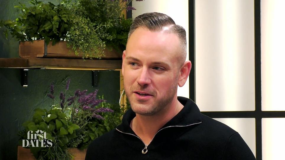 Mit seiner Familie: Daniel lebt in einem Mehrgenerationen-Haus | RTL.de